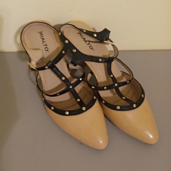 Rialto | Shoes | Rialto Womens Mariella Closed Toe Casual Strappy Heel ...
